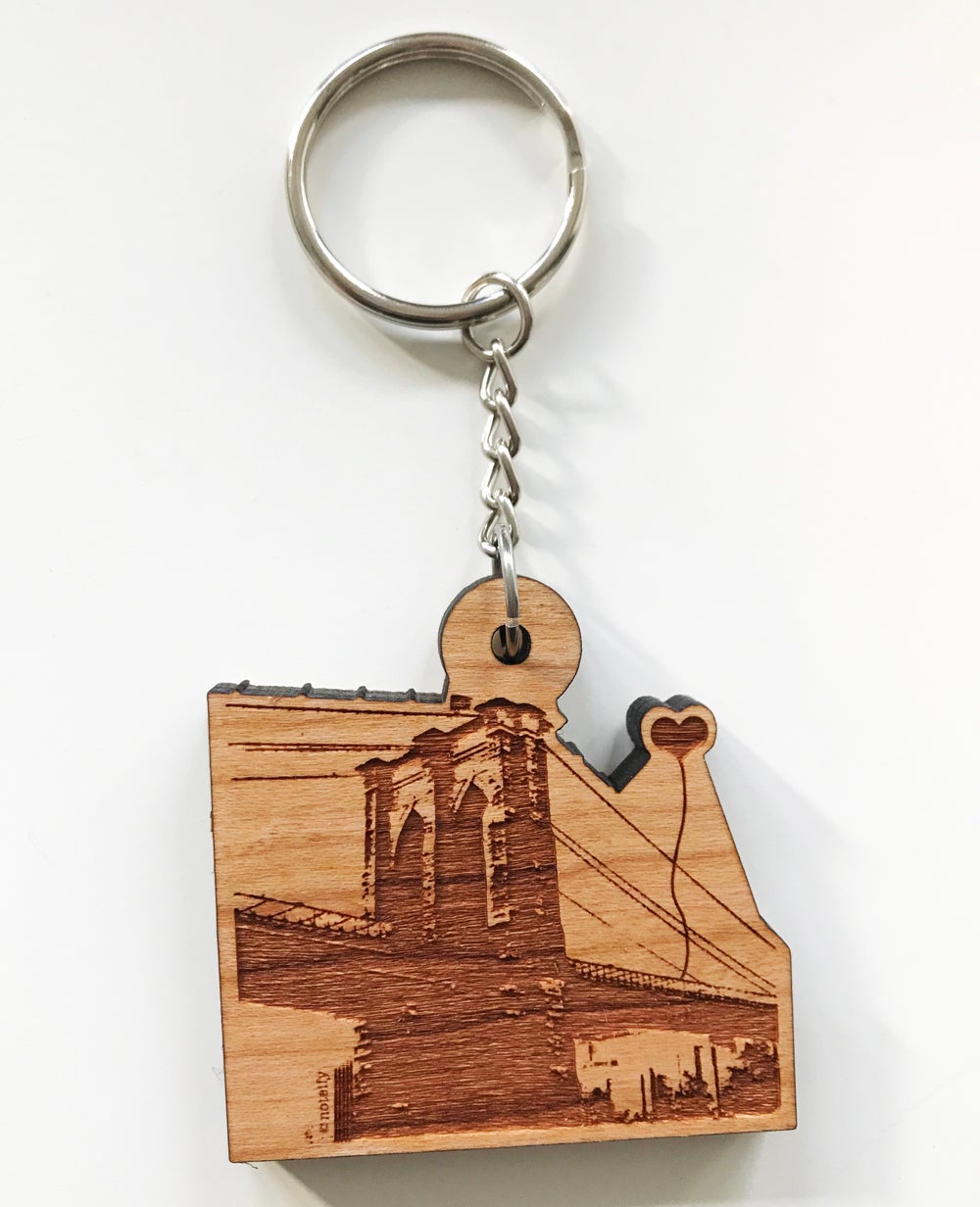 NYC Brooklyn Bridge Wooden Key Chain | noteify